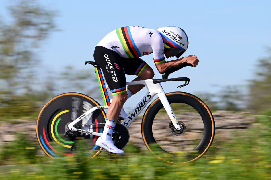 Evenepoel recons Tour de France ITT | Soudal Quick-Step Pro Cycling Team